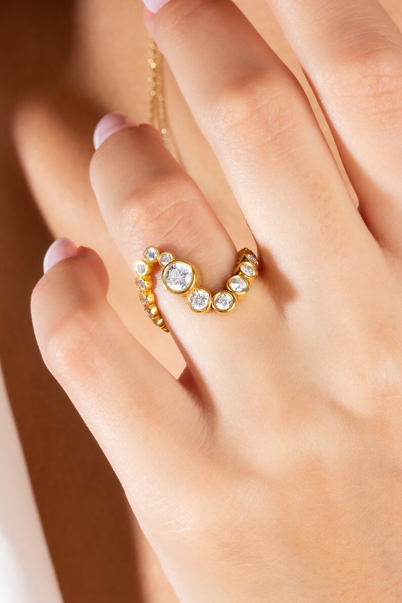 Diamond Spiral Statement Ring / 14k Gold Bezel Set Diamond - Etsy