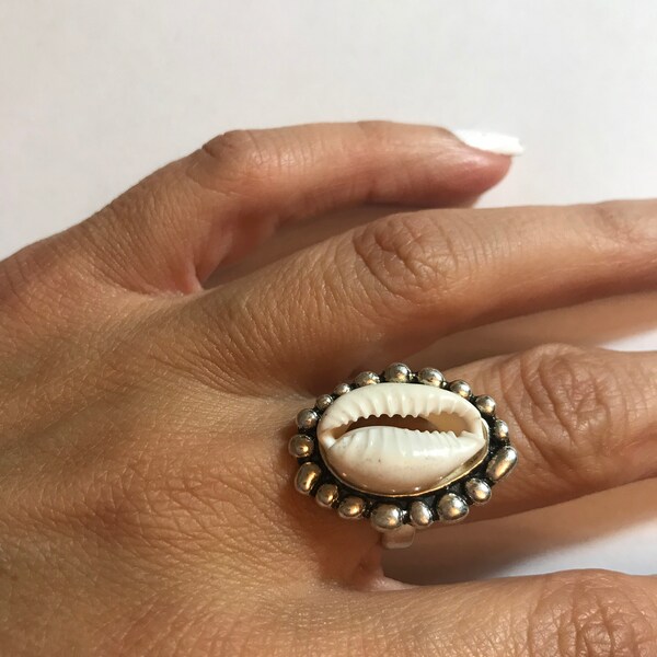 Cowrie Shell Ring - Etsy