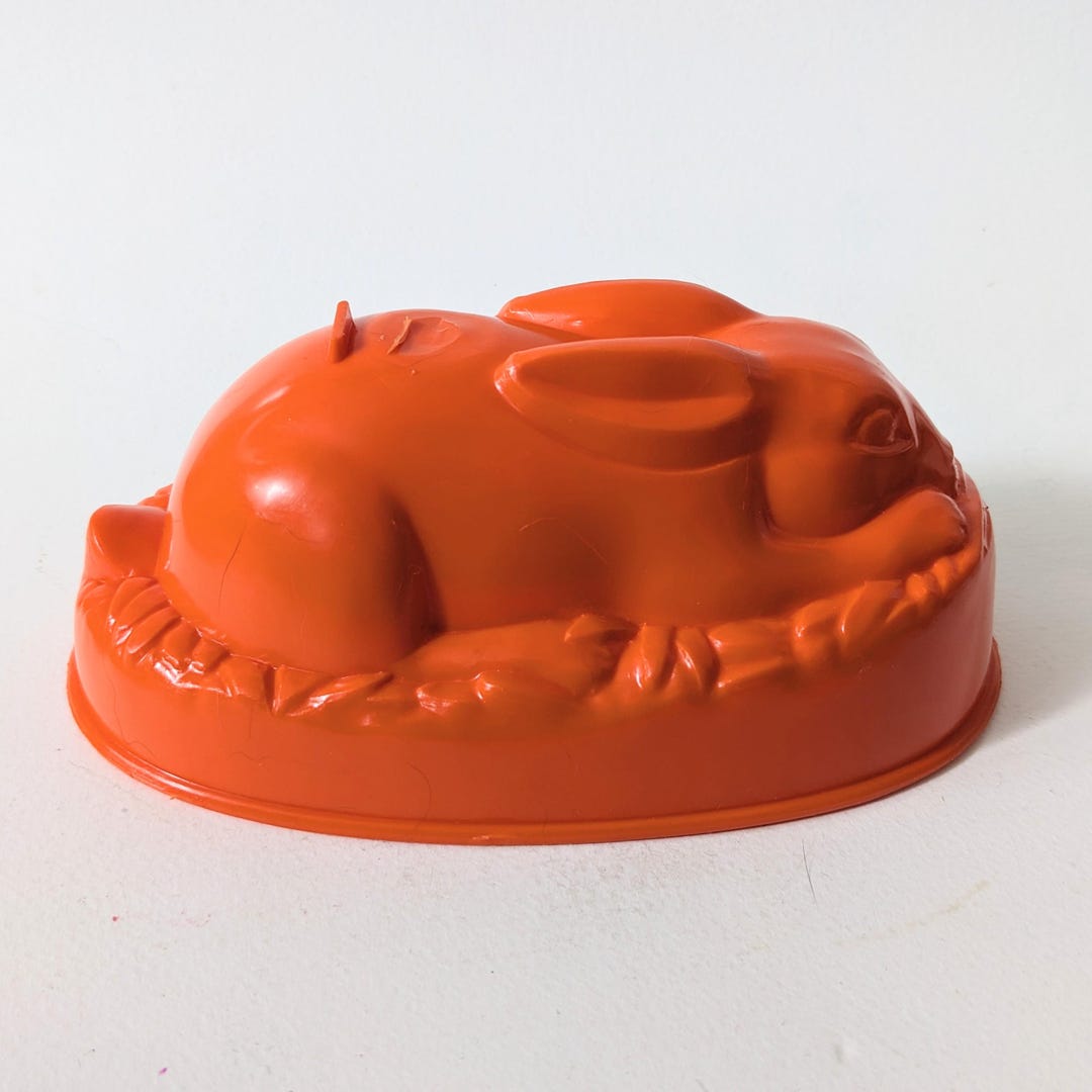 70's Bunny Jelly Mold - Etsy