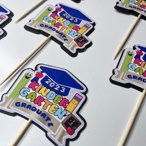 Kindergarten Graduation Cupcake Toppers, Kindergarten Graduation Party ...