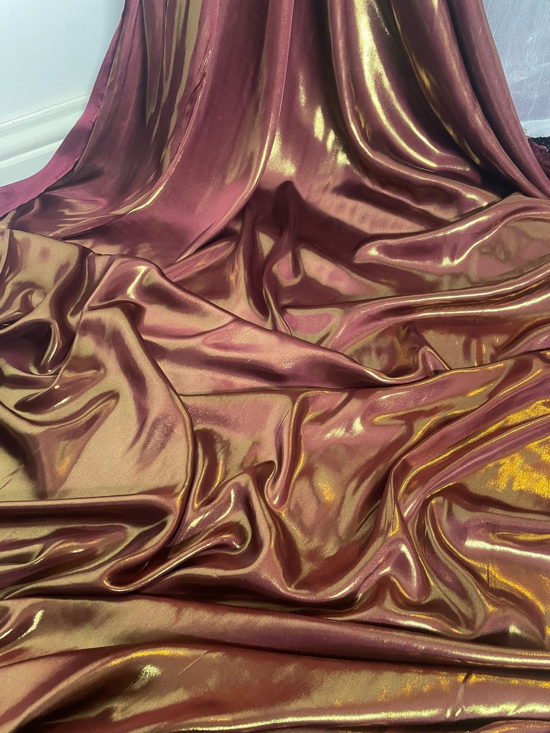 1 Meter Maroon/gold Shiny Soft Shimmer Satin Fabric 58 Wide - Etsy