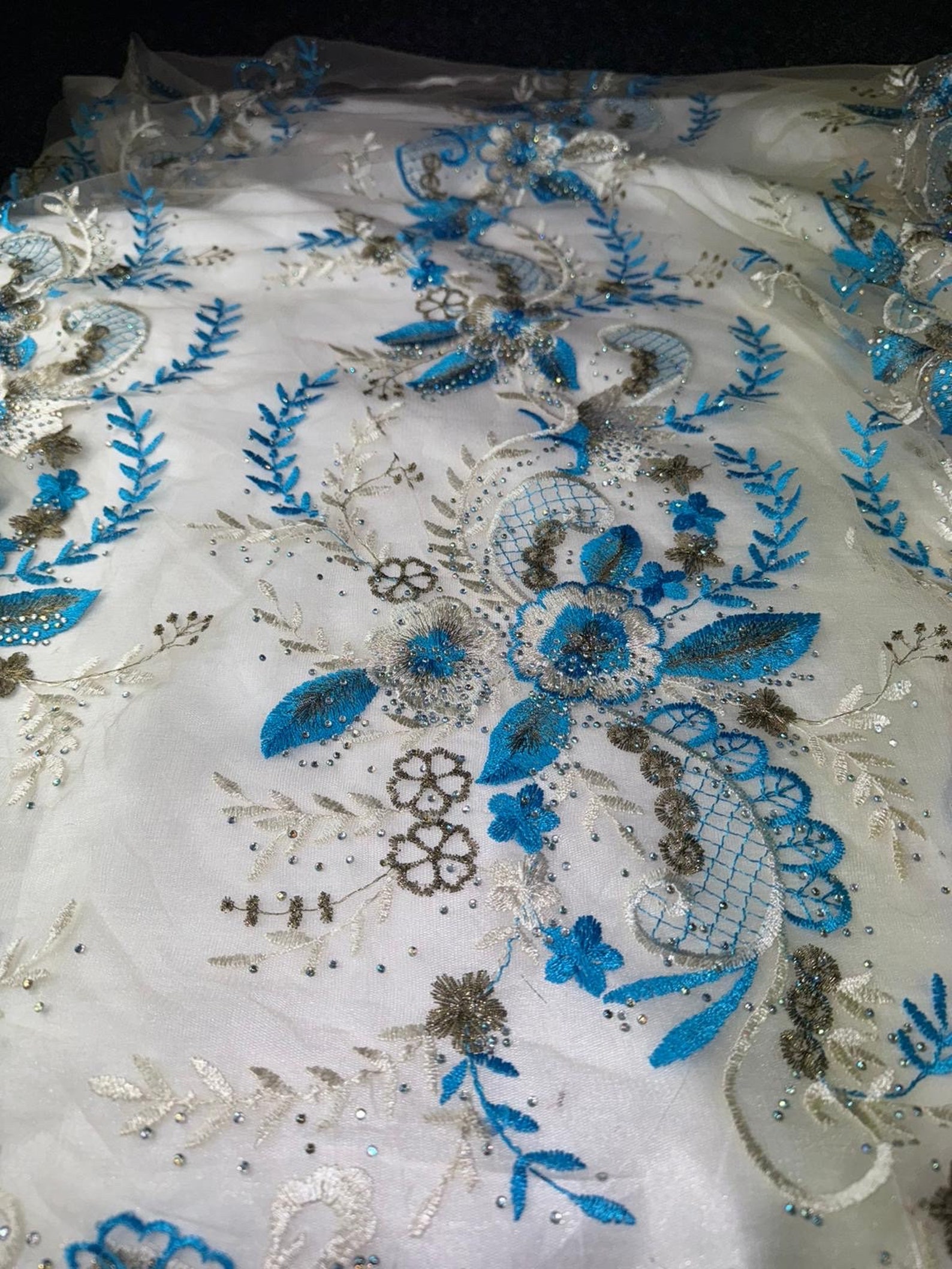 1 Meter Ivory/blue Floral Luxury Heavy Embroidered Studded Scalloped ...