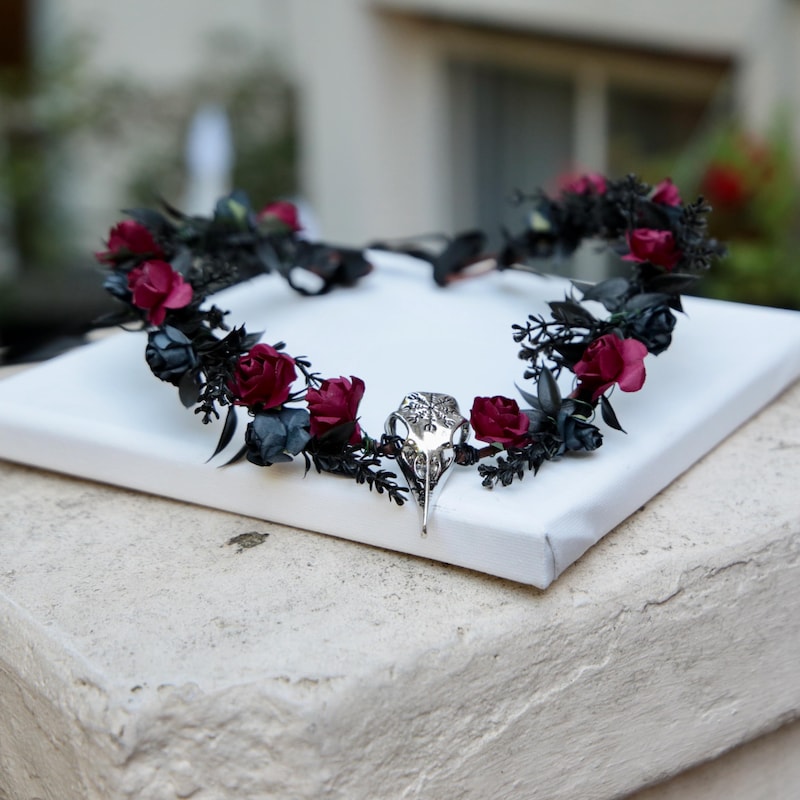 Cosplay Rose Crown - Etsy UK