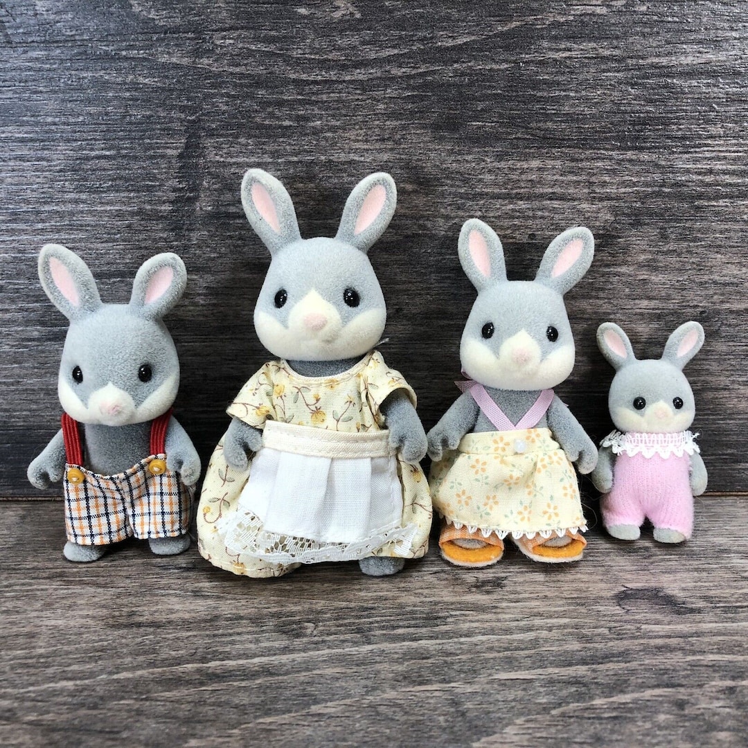 Sylvanian Families Cottontail Rabbits Family 4x Figures EPOCH 1985 ...