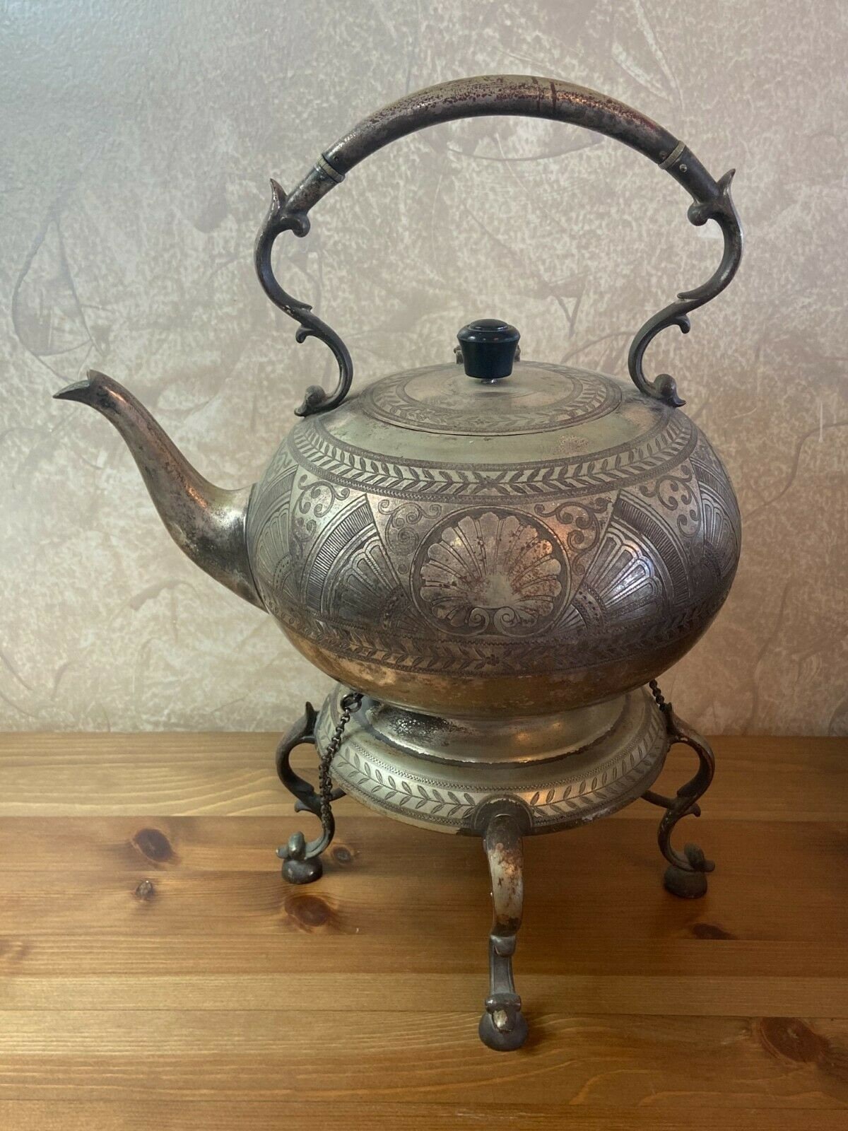 Tetera antigua en la base con la obra maestra del quemador | Etsy