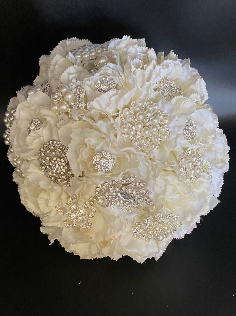 LOVE IS PURE. Elegant Real Touch Pure Ivory Carnation Bouquet With ...