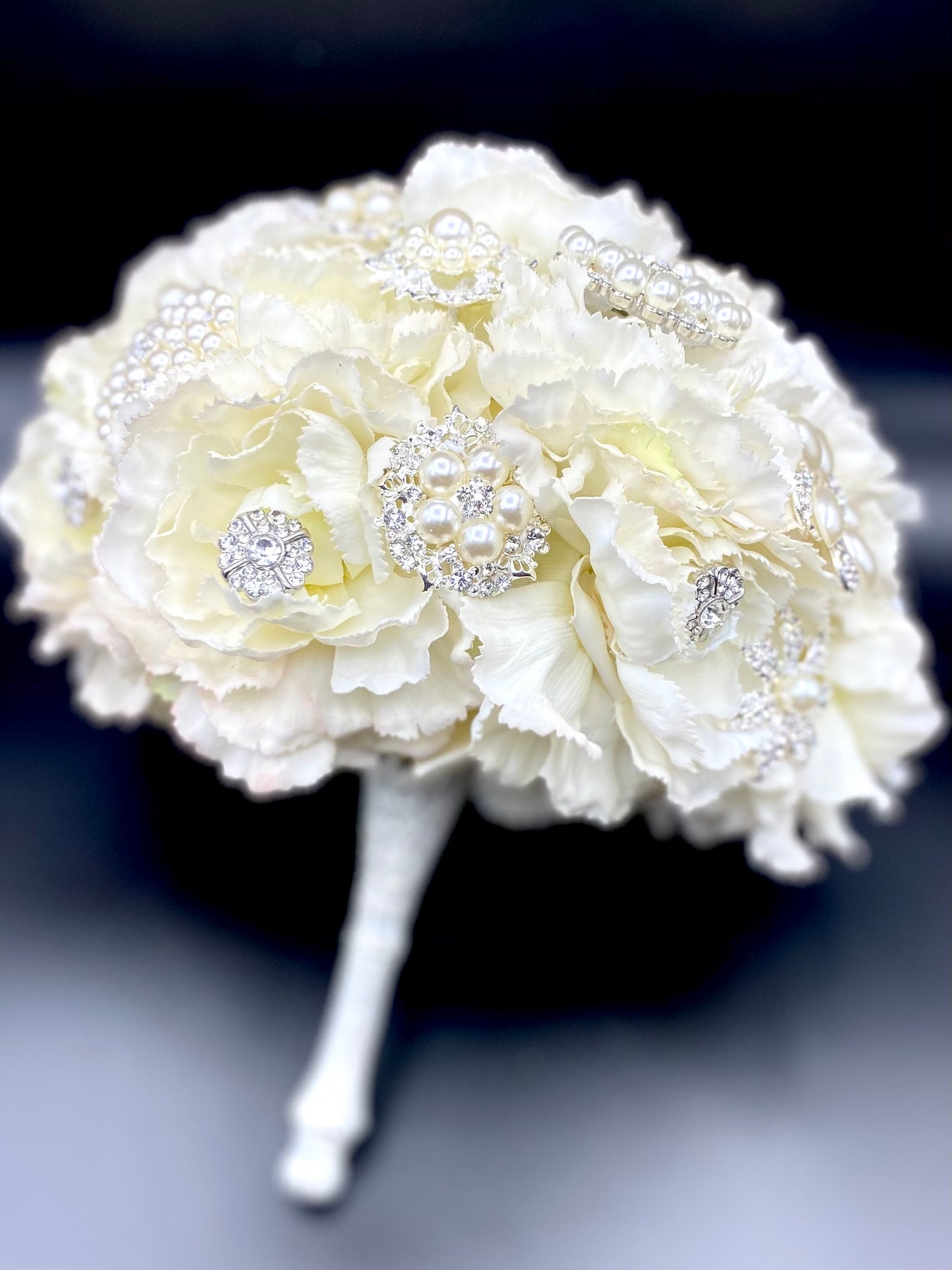 LOVE IS PURE. Elegant Real Touch Pure Ivory Carnation Bouquet With ...