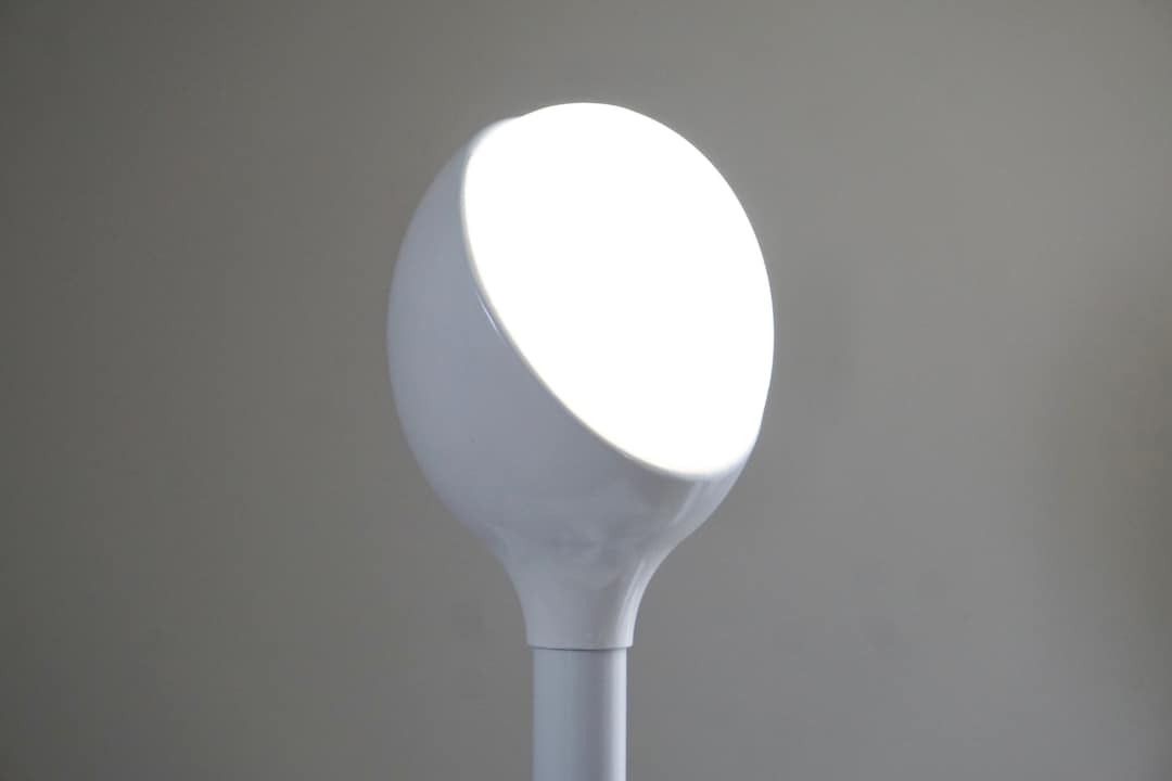 ARRIVE Futuristic Lamp Minimal Lamp Sci-fi Light Space Themed Lamp ...