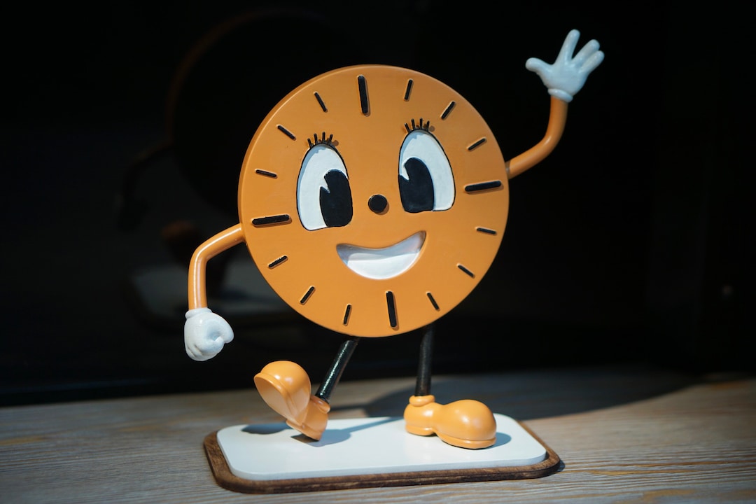 Figura Miss Minutes, reloj TVA, figura de accesorio de escritorio, 6 ...
