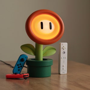 Fire Flower Lamp - Mario Themed Lamp - Fun Table Lamp - Mario Movie ...