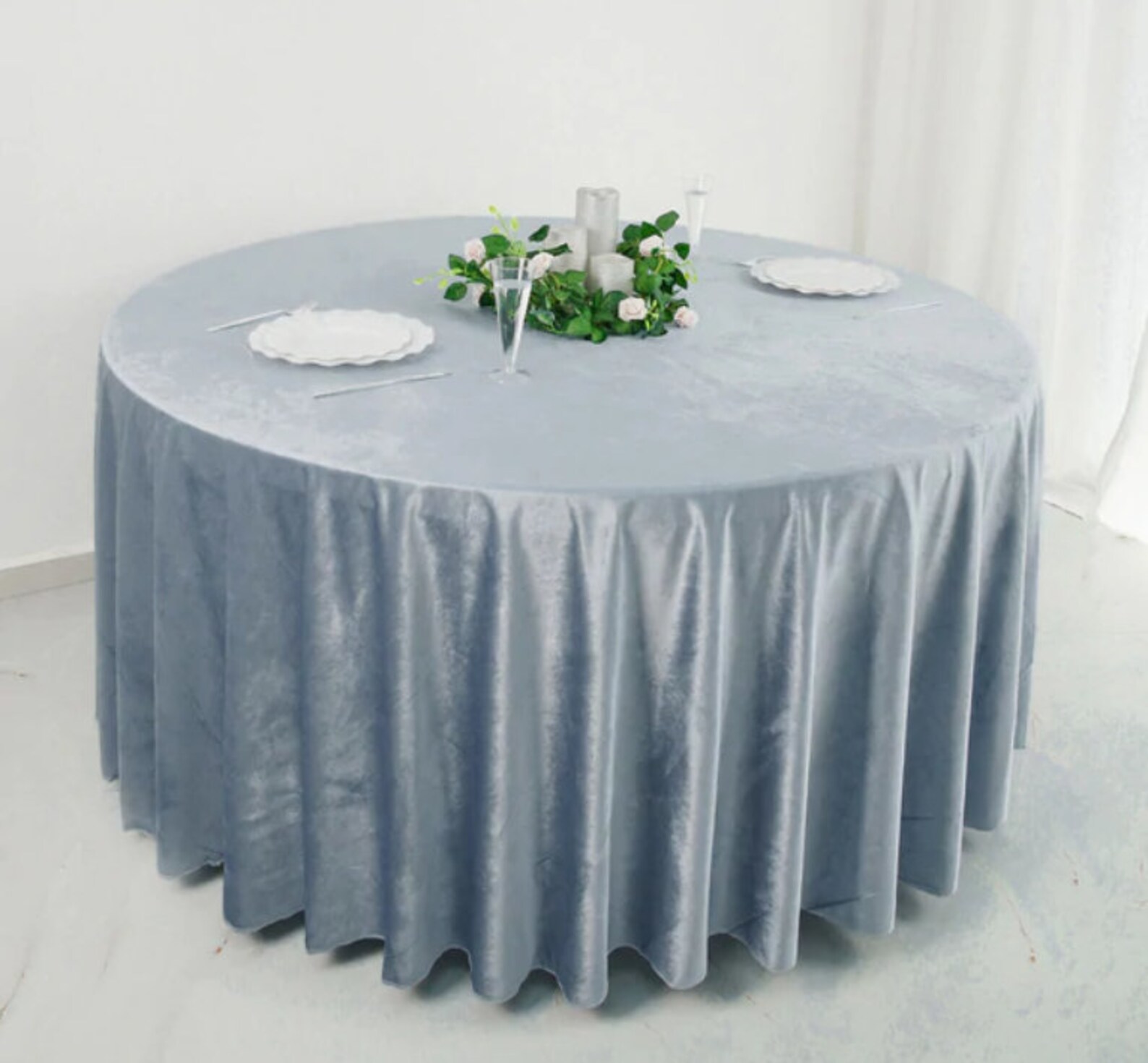 Burgundy Velvet Round Tablecloths - Etsy