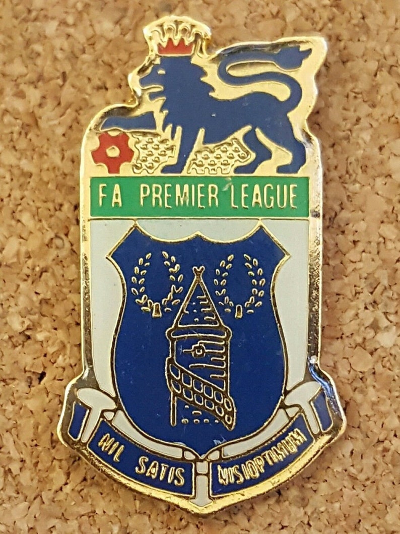 1998 Barclays FA Premier League Official Metal Football Pin Badge ...