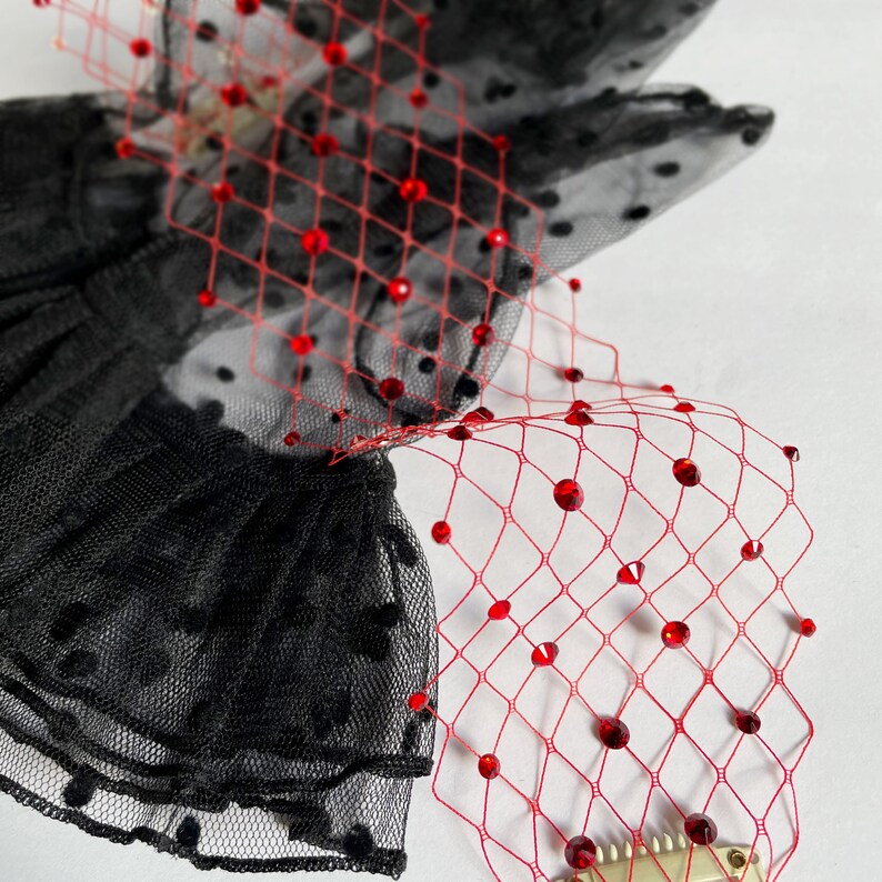 Red Crystal Face Veil: Vintage Hollywood Party, Masquerade Ball ...