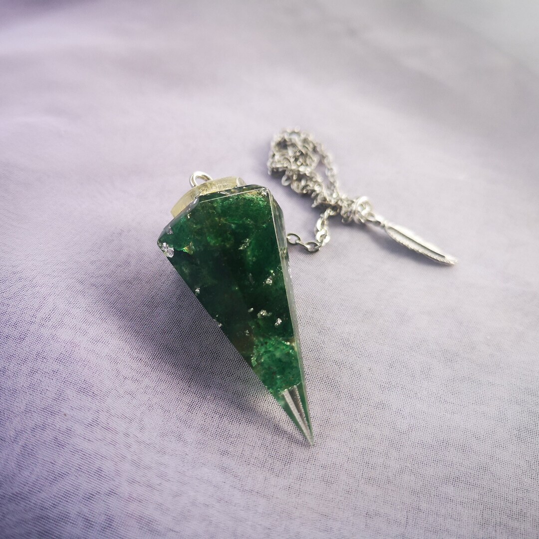 Pendulum Chain With Serpentine Pebbles - Etsy