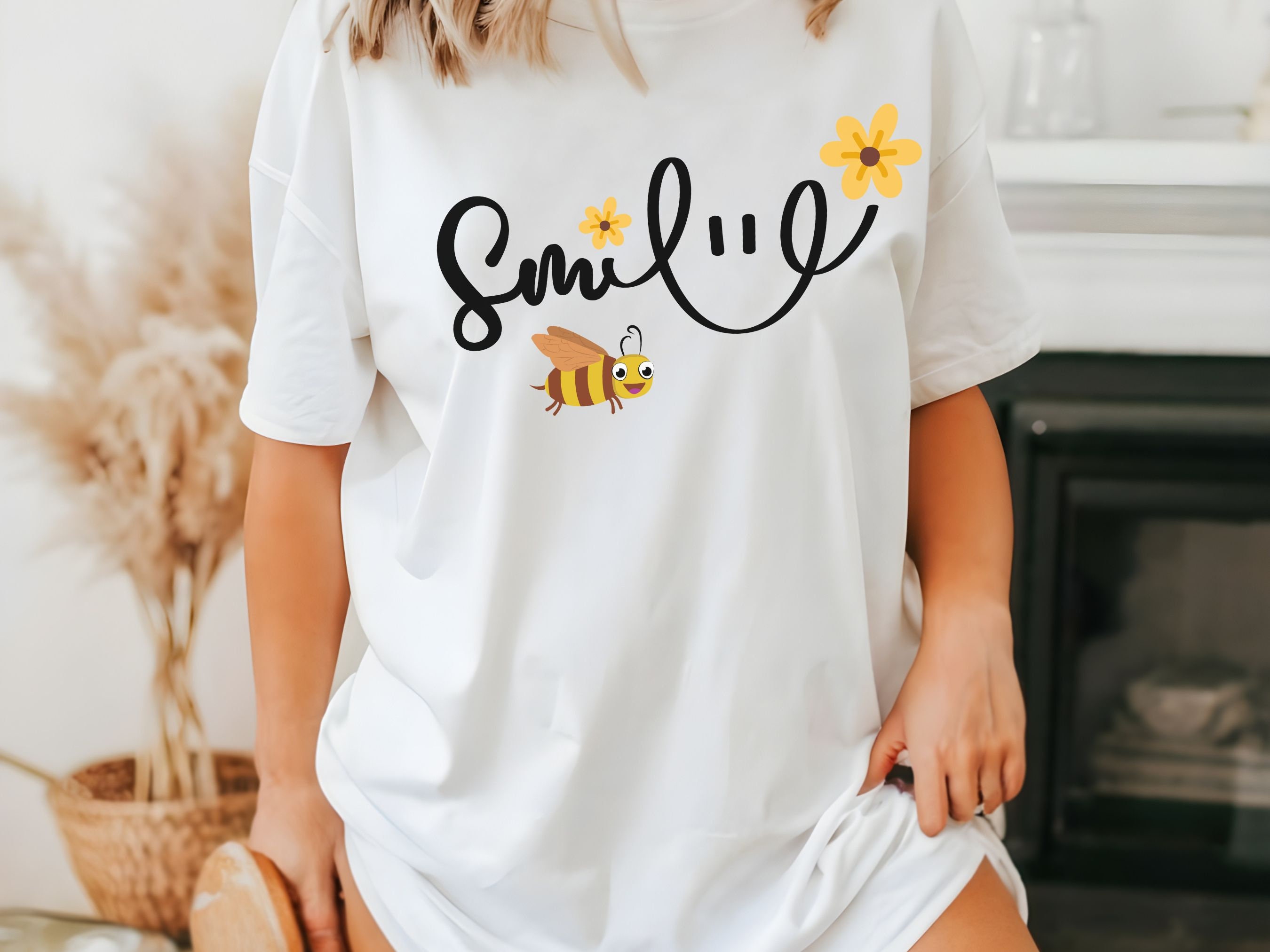 Smile Shirt Bee Happy T-shirt Positive Vibes Tee Smile Tshirt Smile ...