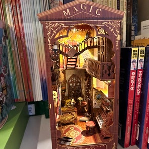 Magic Book House 3D Bookshelf, Assembled DIY, DIY Magical Bookends, 3D ...