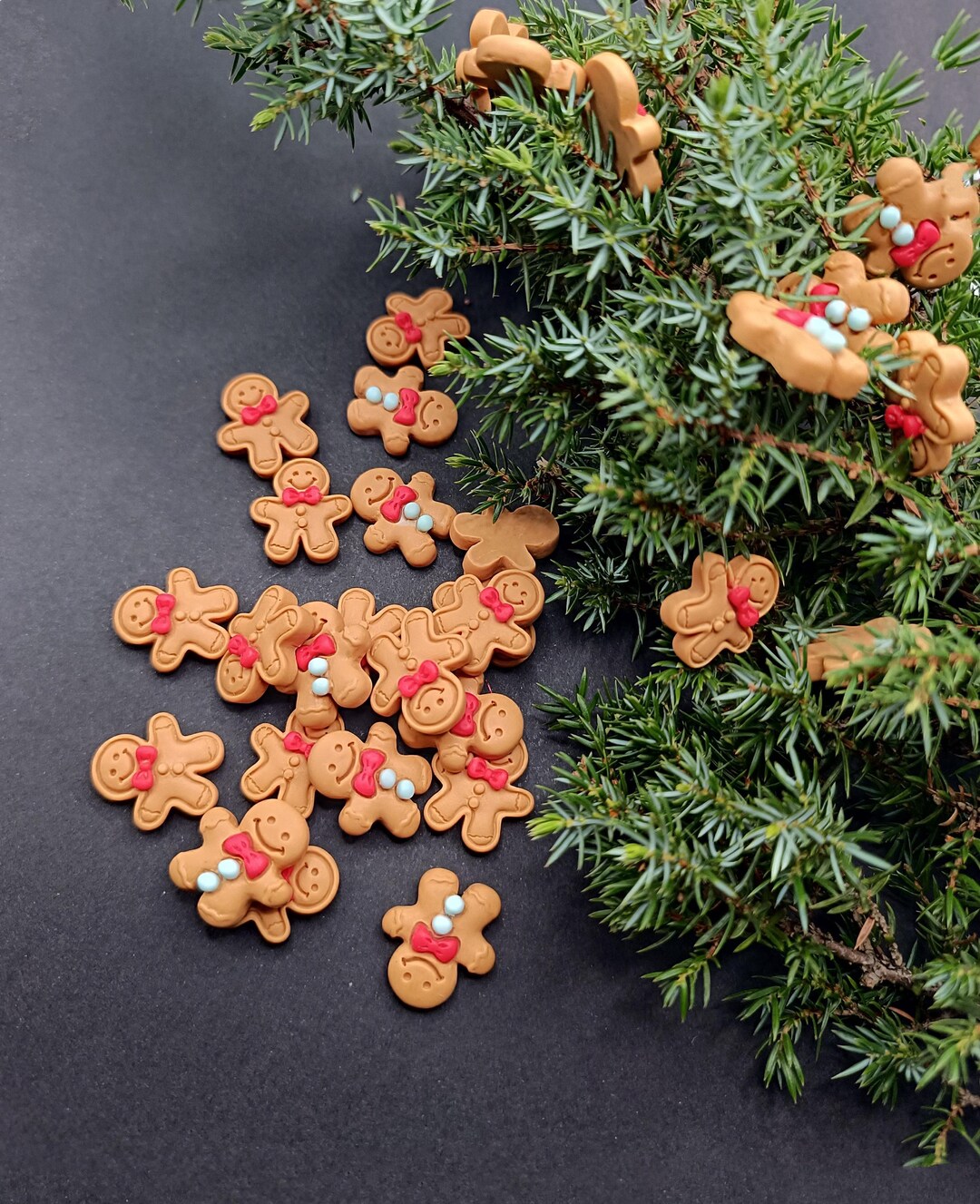 Miniature Gingerbread Men for Christmas Decorations. Set of 100, 2.5 Cm ...