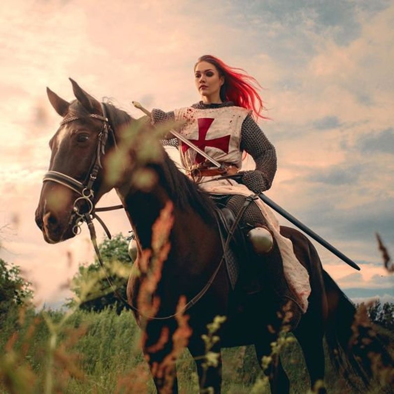 Medieval Female Templar Knight Full Body Set Chain Mail Warrior Girl 18 ...