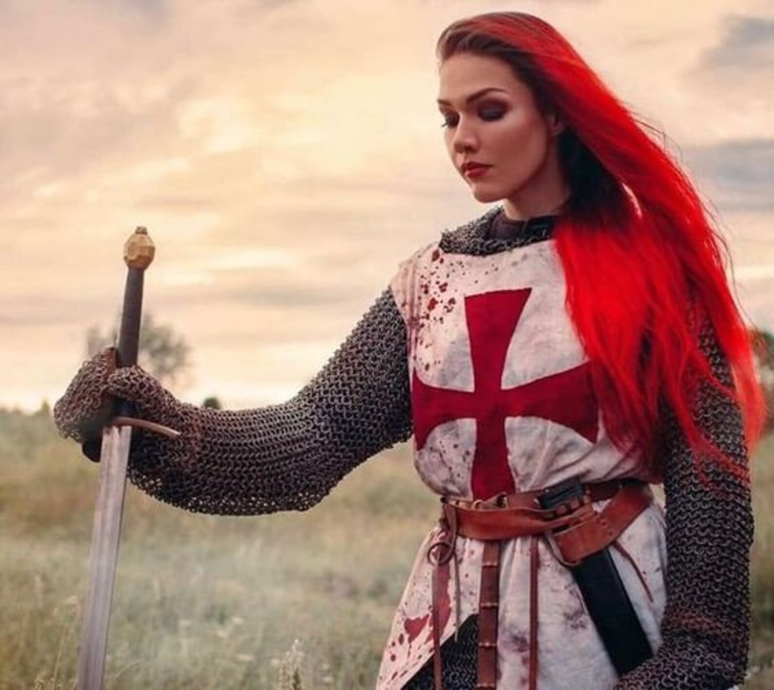 Medieval Female Templar Knight Full Body Set Chain Mail Warrior Girl 18 ...