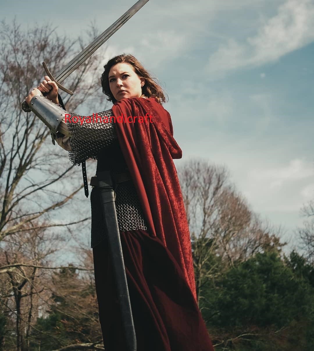 Mittelalterliche Frauen Frauen Rüstung mit Rüstung, Weiblicher Ritter ...