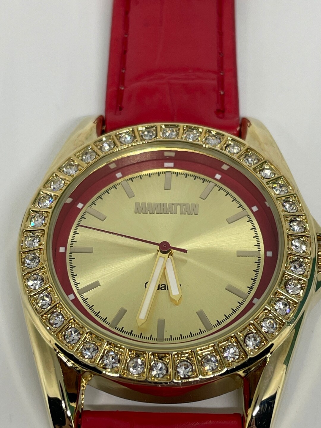 Vintage Manhattan Ladies Watch - Etsy