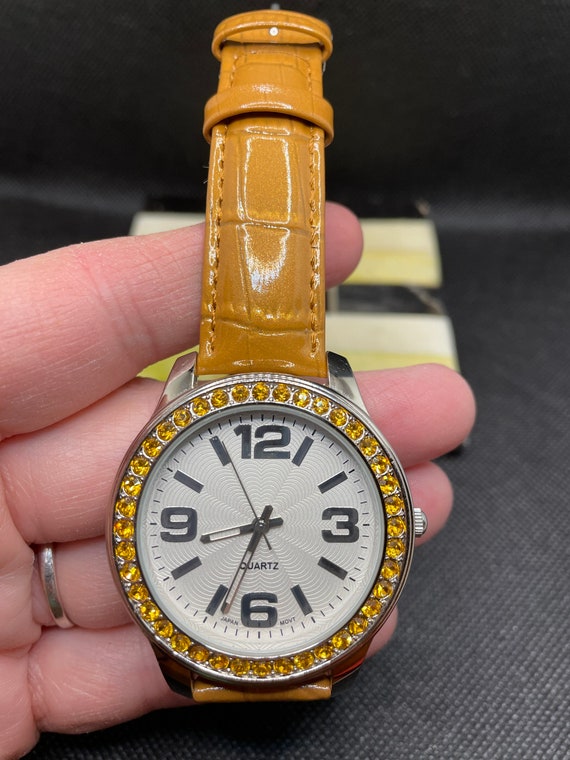 Vintage bling ladies watch - Gem