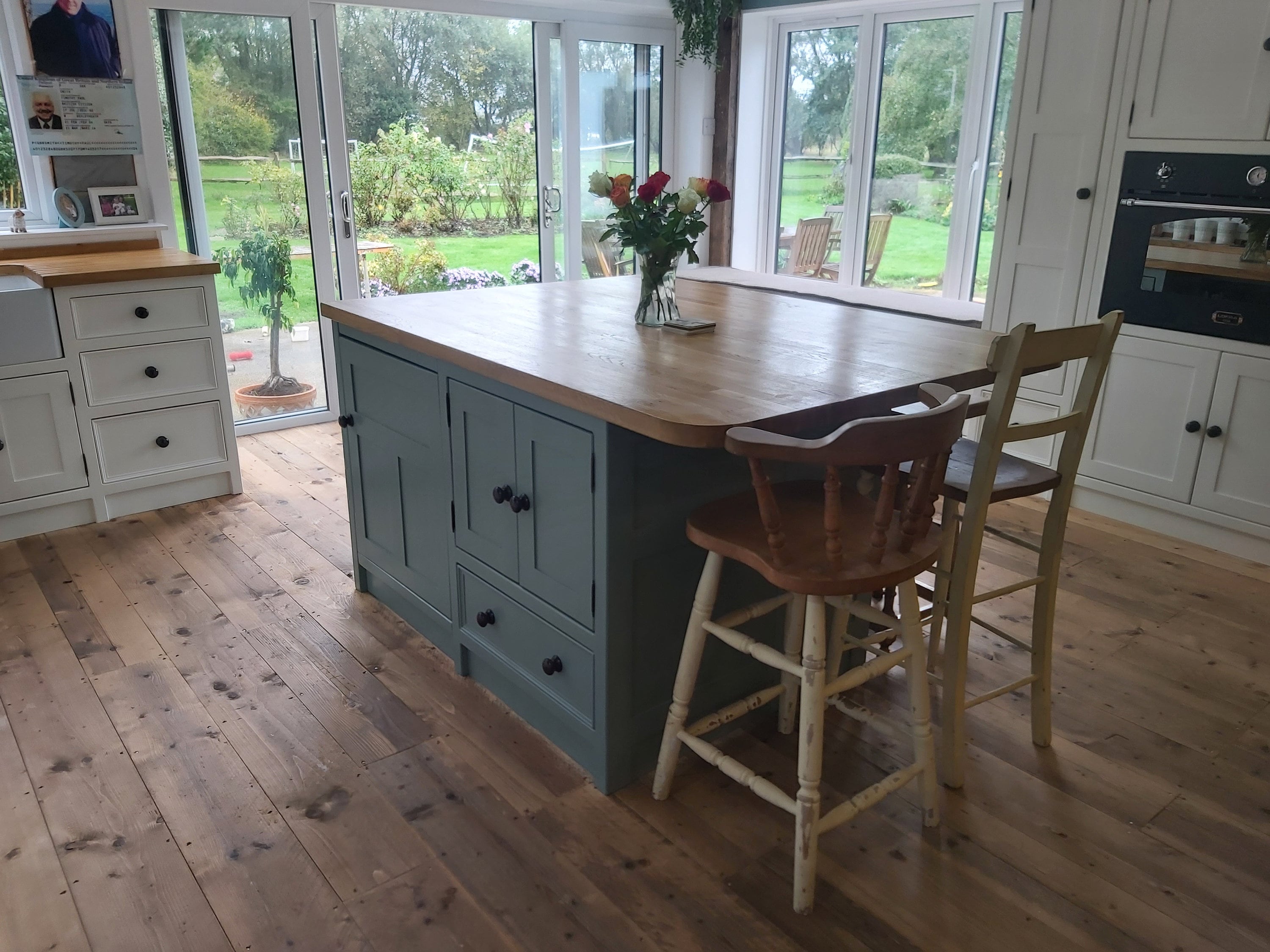 Handmade Traditional Freestanding Shaker Style Cottage Kitchen Painted ...