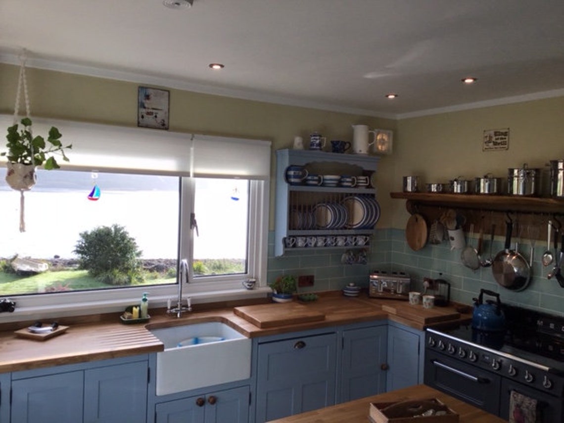Handmade Traditional Freestanding Shaker Style Cottage Kitchen Painted ...
