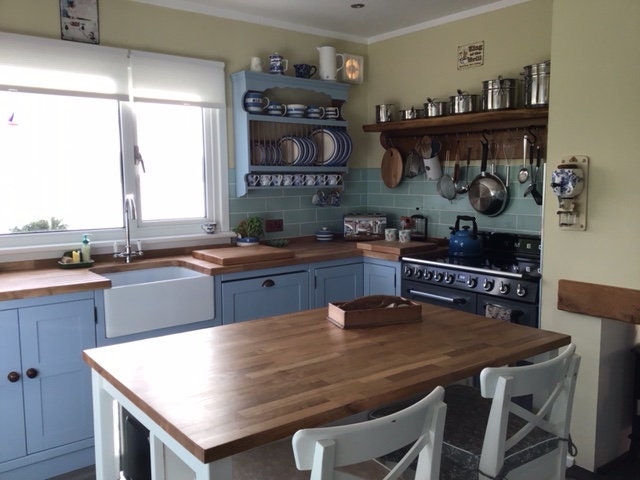 Handmade Traditional Freestanding Shaker Style Cottage Kitchen Painted ...
