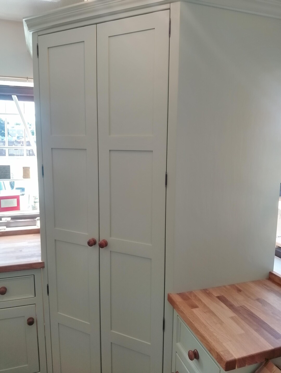 Walk-in Corner Larder/pantry Cupboard Set-up With Base Units *in Stock ...