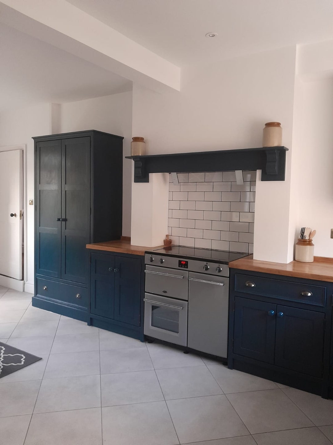 Handmade Bespoke Designed Freestanding Shaker Style Cottage Kitchen ...