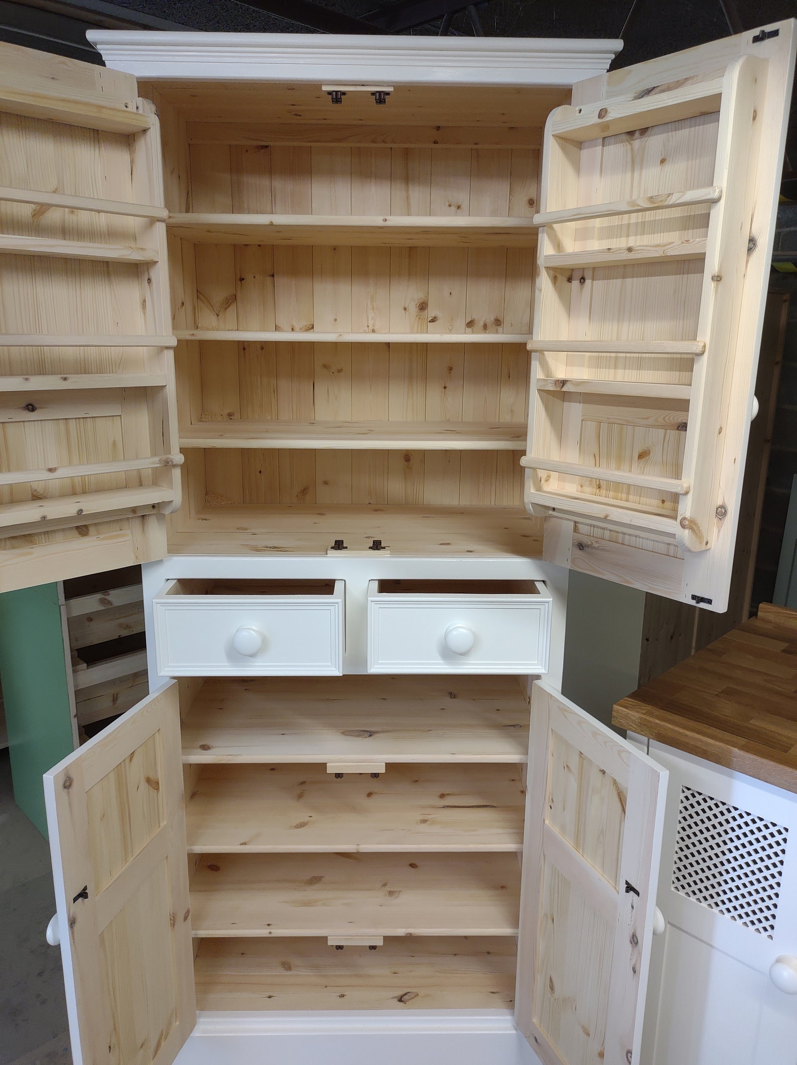 Package Deal No6-sink/appliance Unit,cooker/wall Units,pantry With ...