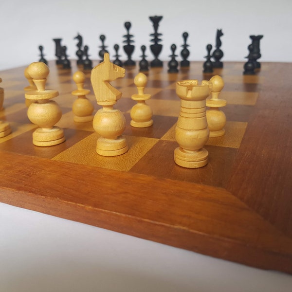 Antique Chess Set - Etsy