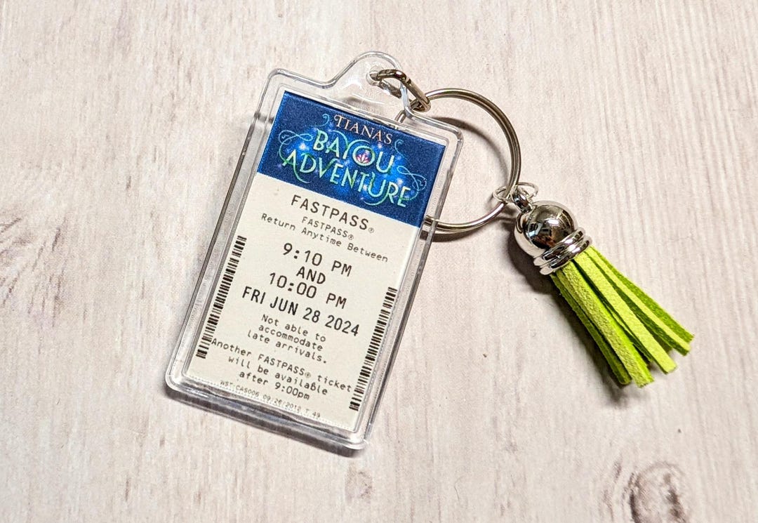 Tiana's Bayou Adventure Fastpass Keychain - Etsy