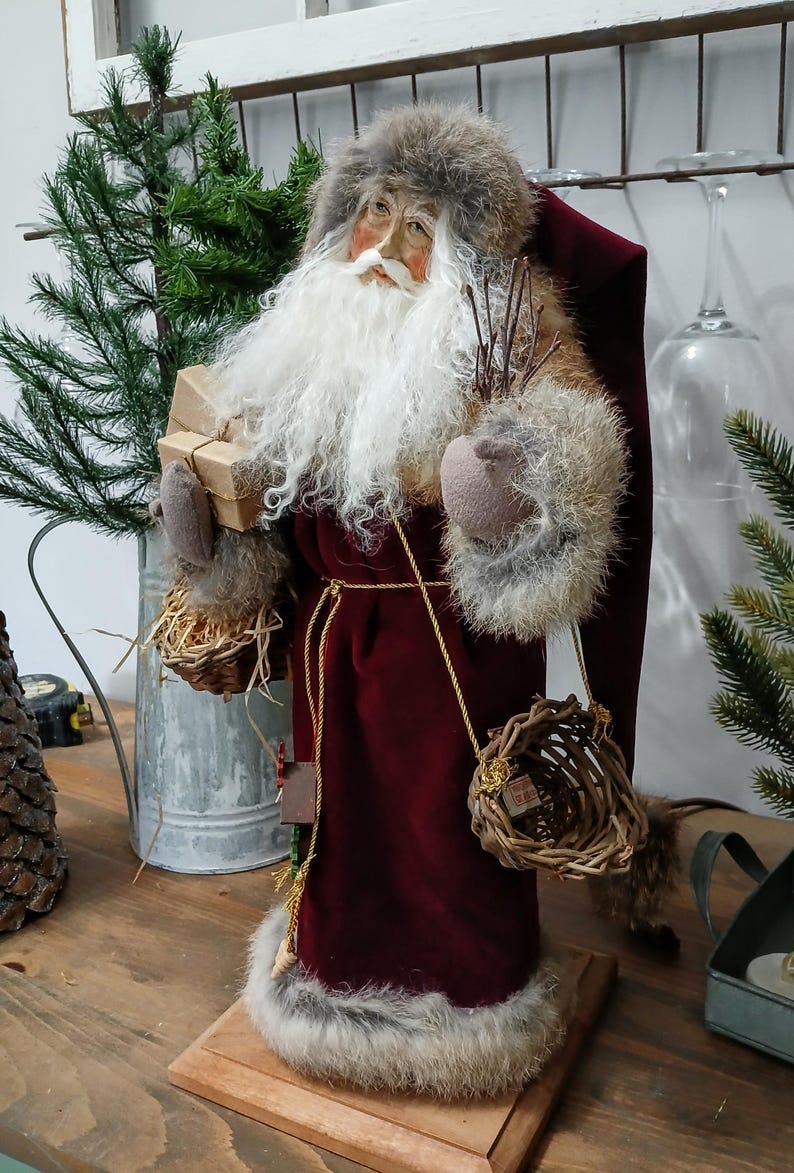 Vintage Signed Lynn Haney Old World Santa. - Etsy