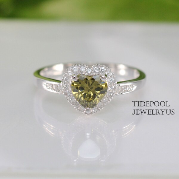 Peridot Ring - Etsy