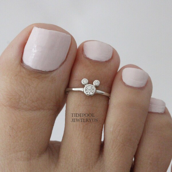 Mickey Mouse Ring - Etsy