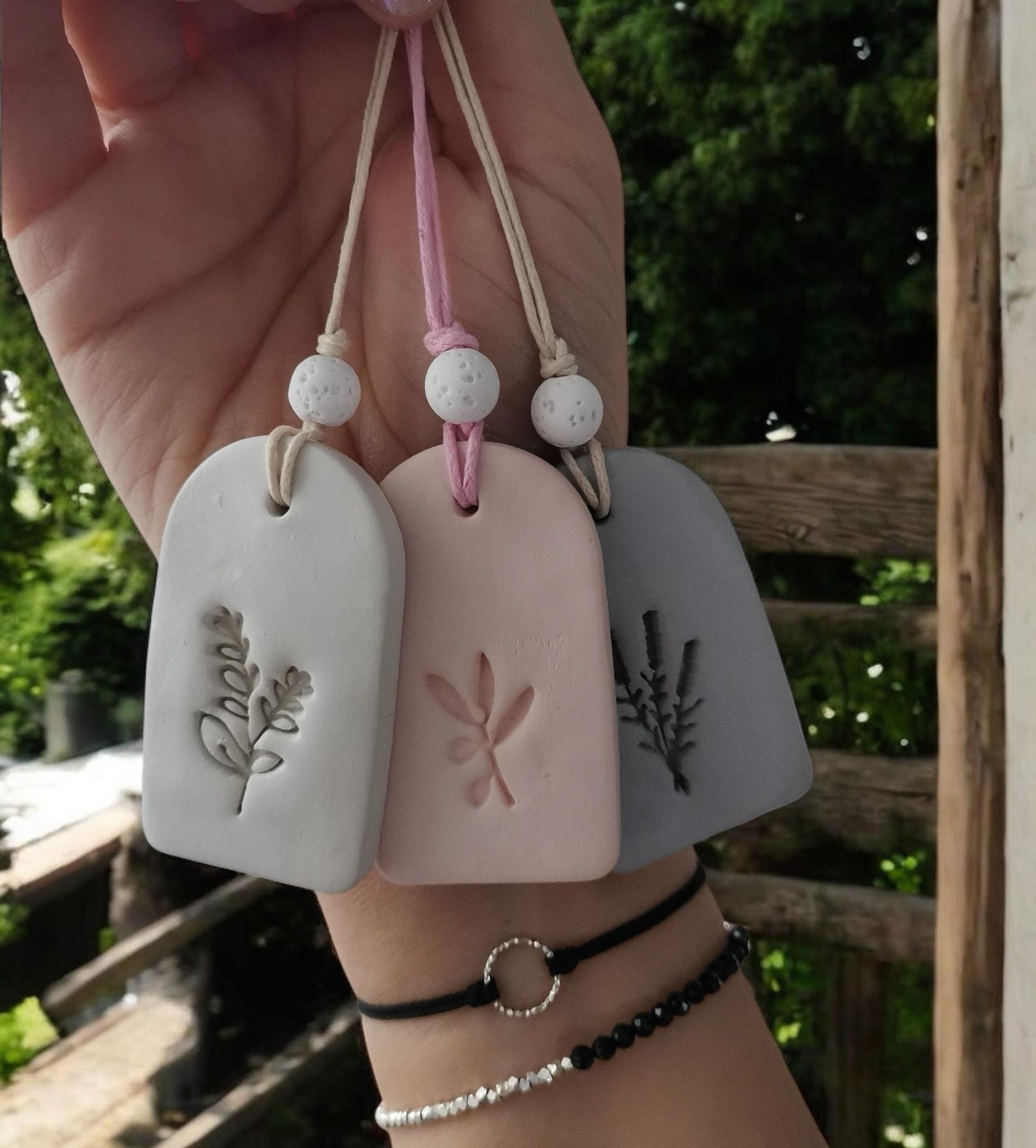 Clay & Lava Stone Essential Oil Diffuser Set: Aromatherapy Car ...