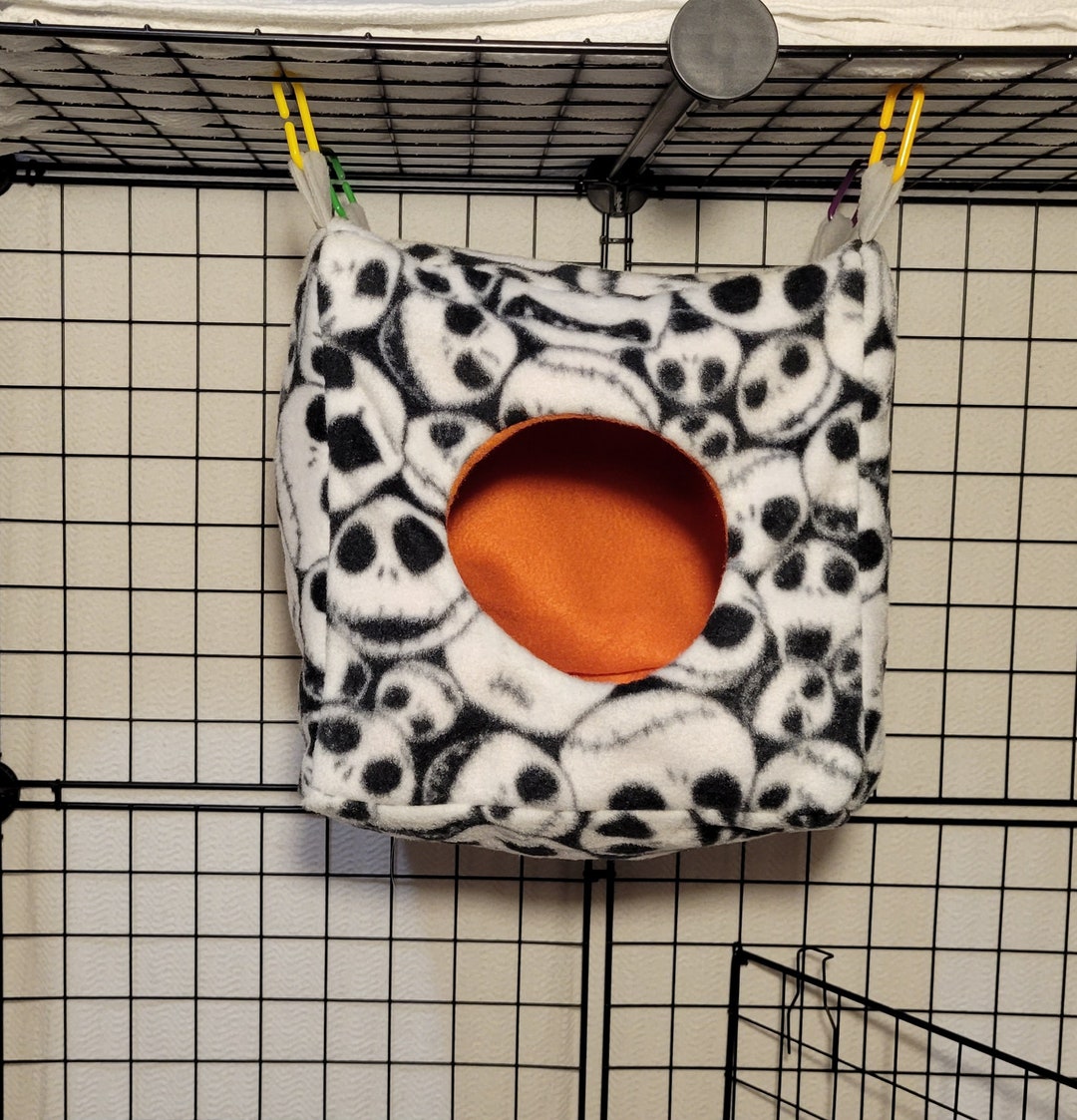 Nightmare Before Christmas NBC Fleece Cuddle Cube for Small Animals ...