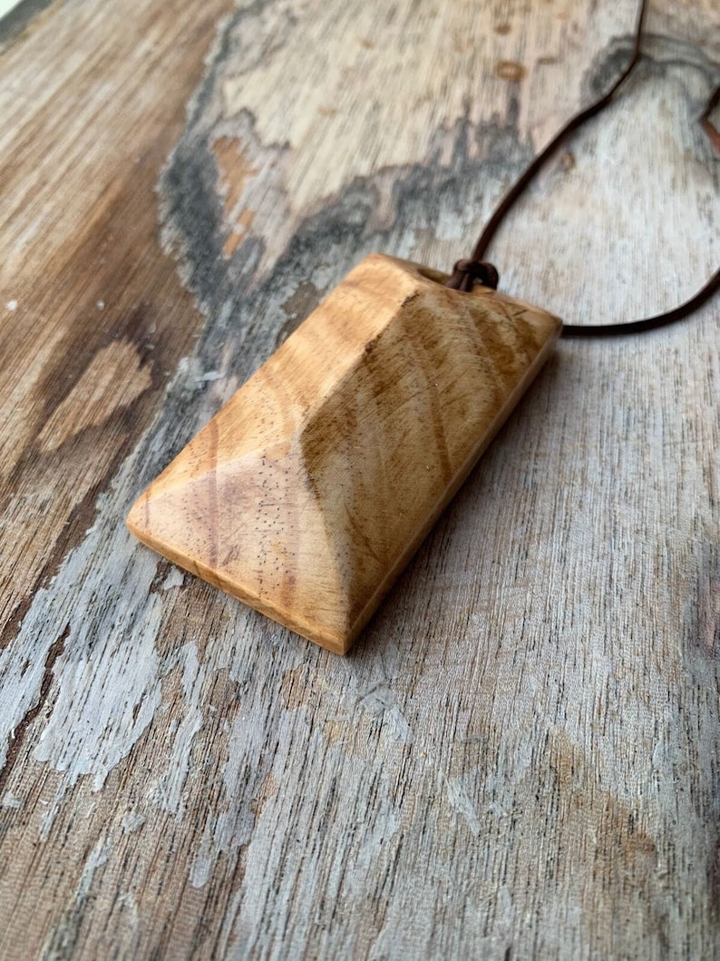 Andes Pendant Wooden Necklace Light Natural Wood - Etsy
