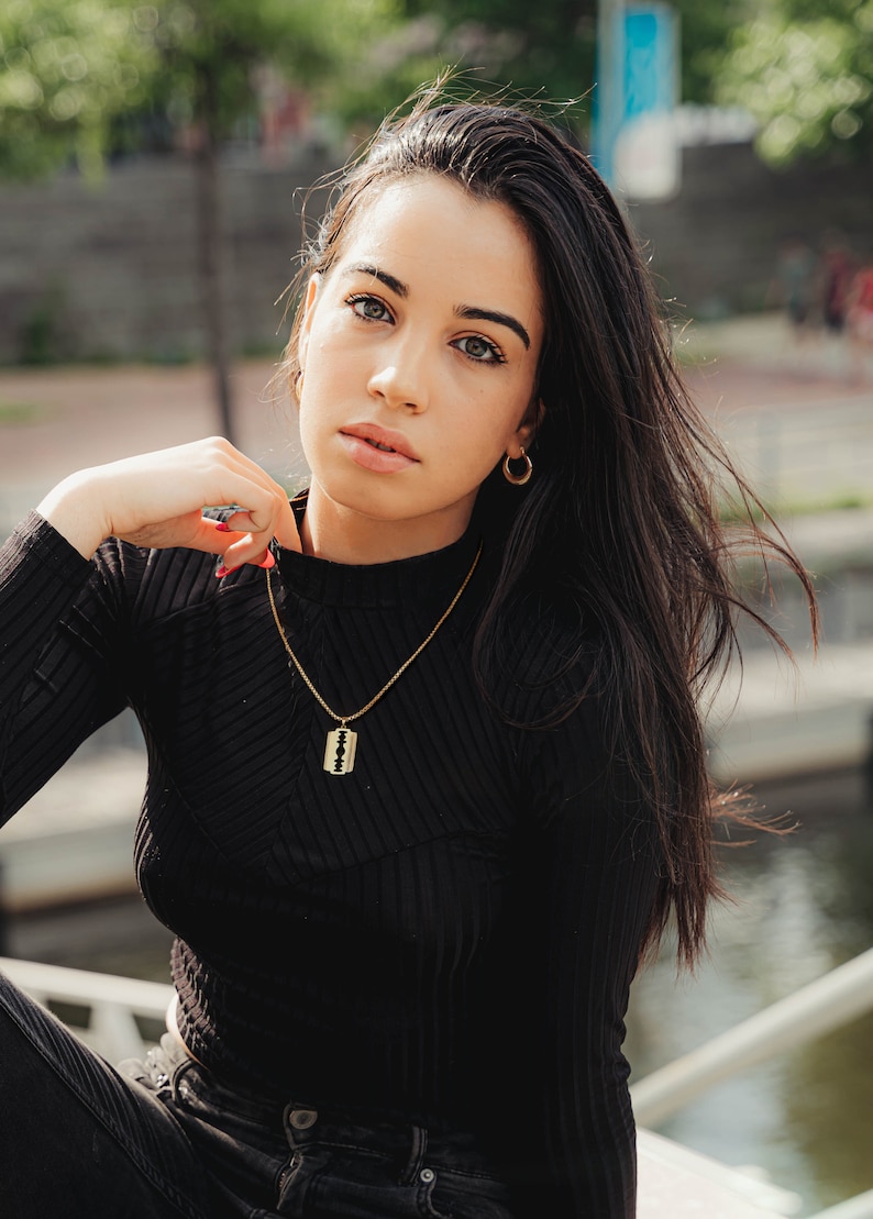 Dainty Blade Necklacegold Razor Blade Pendant Necklacehip - Etsy