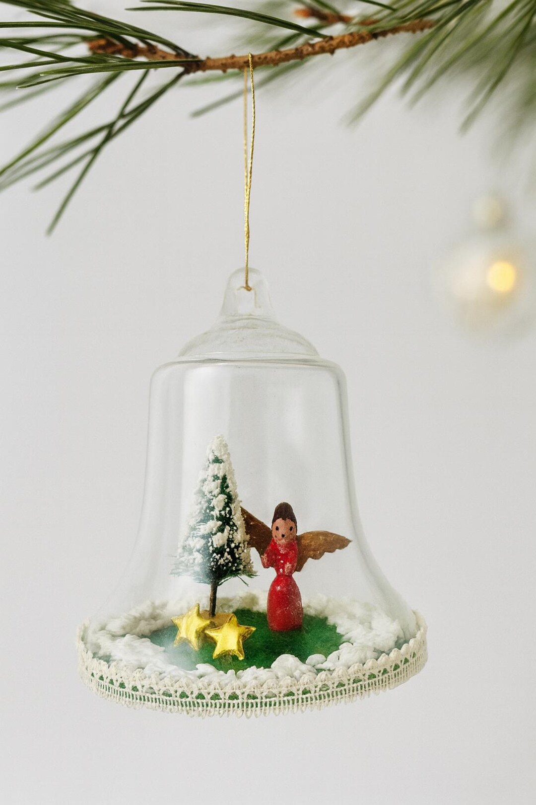 Vintage 1960s Diorama Christmas Bell Ornament – Jewelbright Style Angel ...