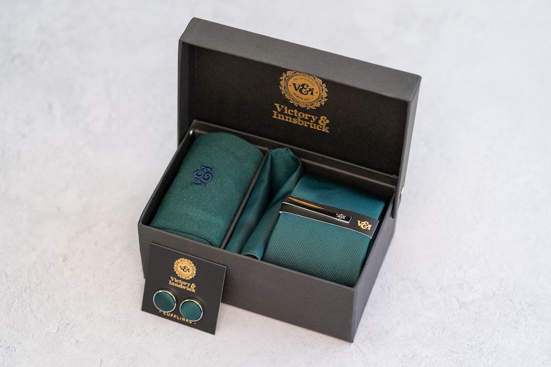 Peacock Green Tie Set / Textured Tie, Pocket Square, Socks, Tie Clip ...