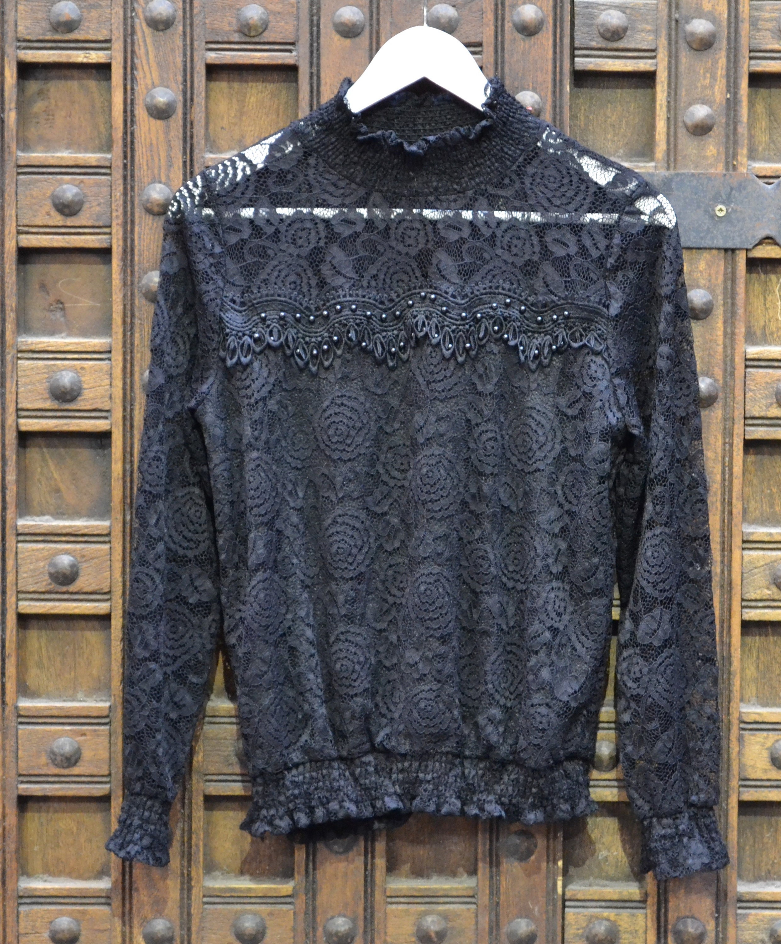 Dote Vintage Black Lace With Lining Inside Combanasi Black Pearl Ruffle ...