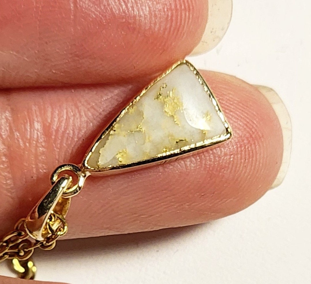 Gold in Quartz Pendant, Gold Quartz Pendant, Gold Bearing Quartz, Oval ...