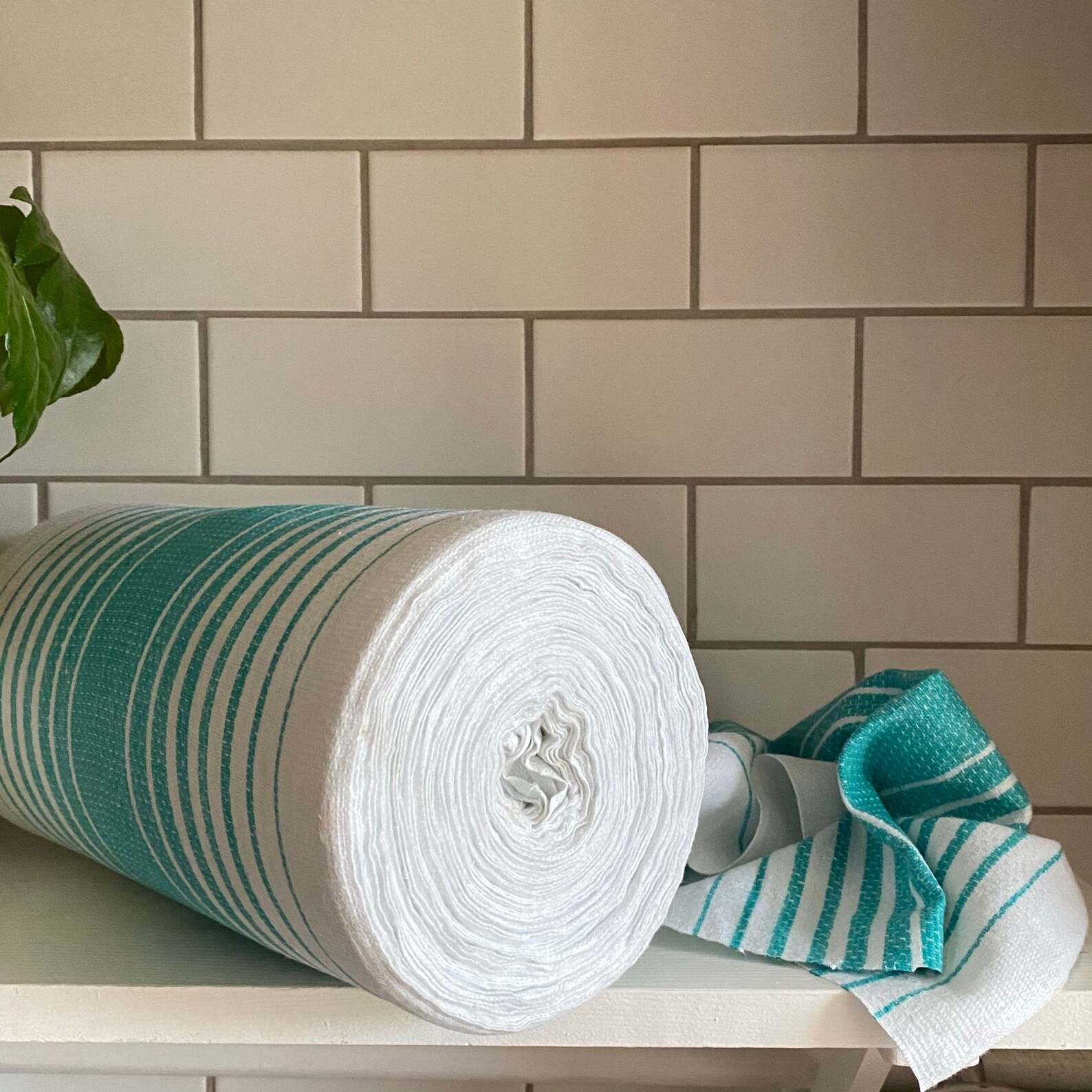 Vintage Green White Roller Towel Cotton Kitchen Bathroom Hand Etsy vintage-green-white-roller-towel-cotton-kitchen-bathroom-hand-etsy