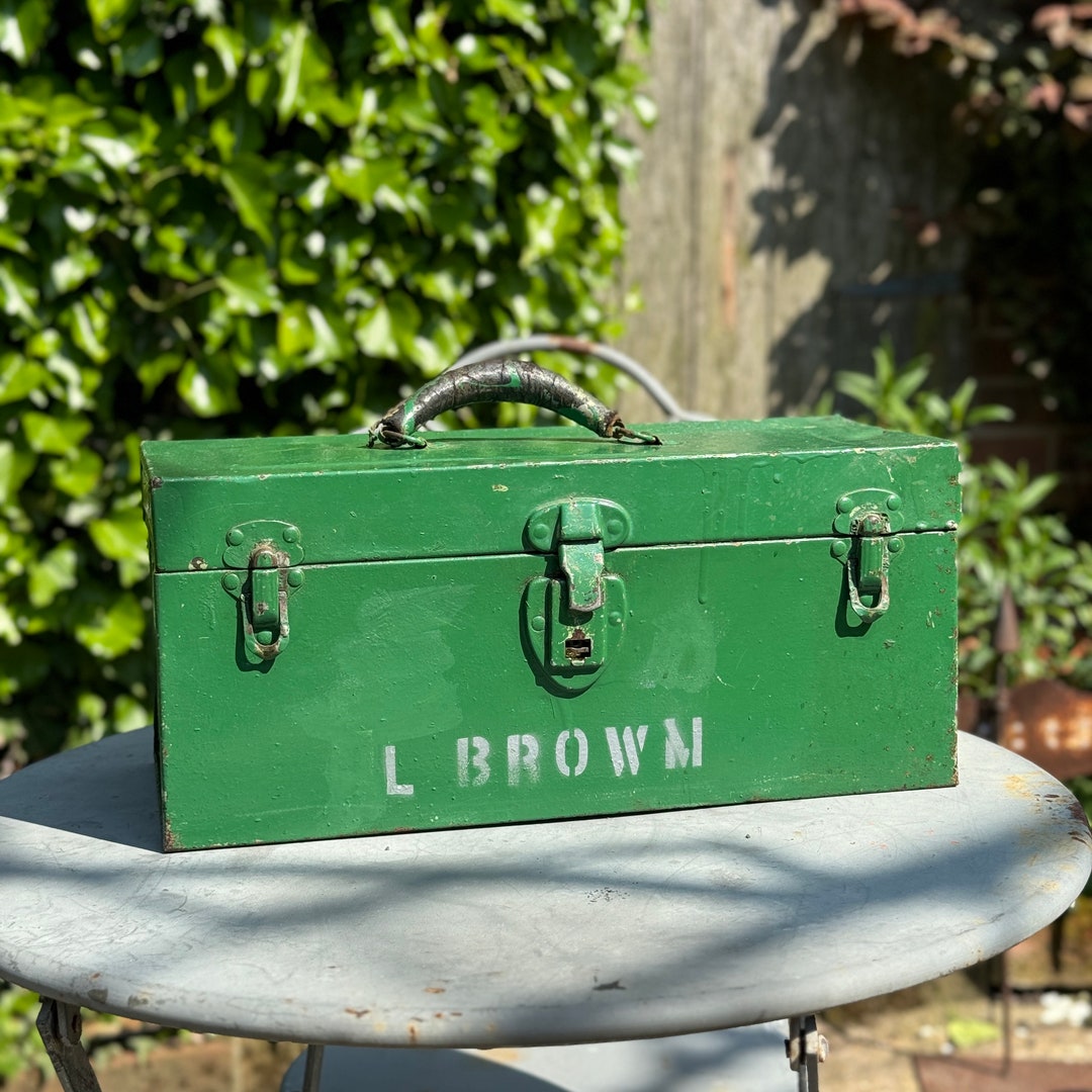 Vintage Metal Tool Box L BROWN Fabulous Green Age and Wear - Etsy UK