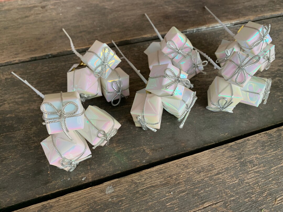 7" Iridescent Christmas Present Pick X3 - White Holiday Gift Floral ...