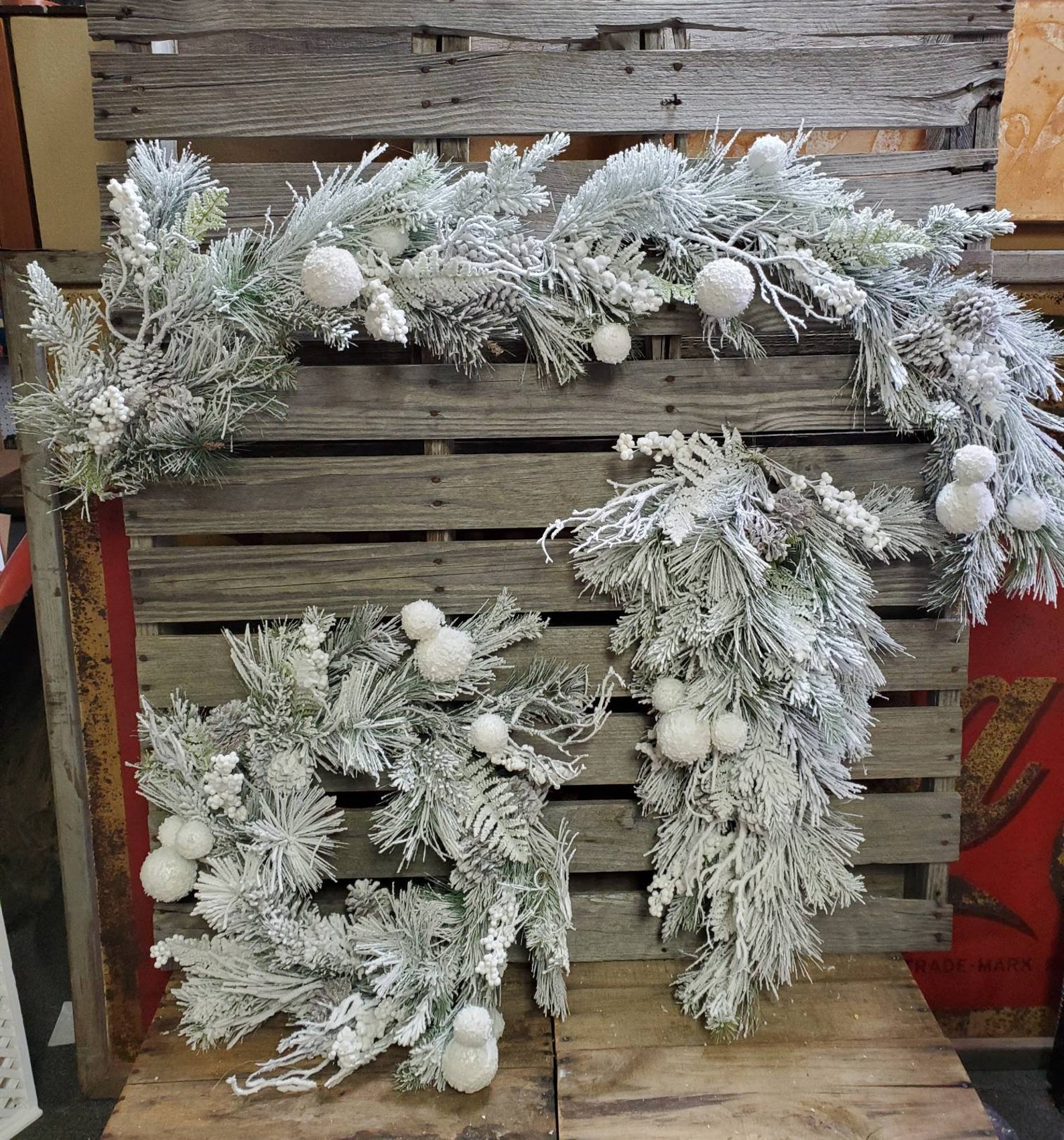 26 Snowball Flocked Christmas Wreath Holiday Floral - Etsy