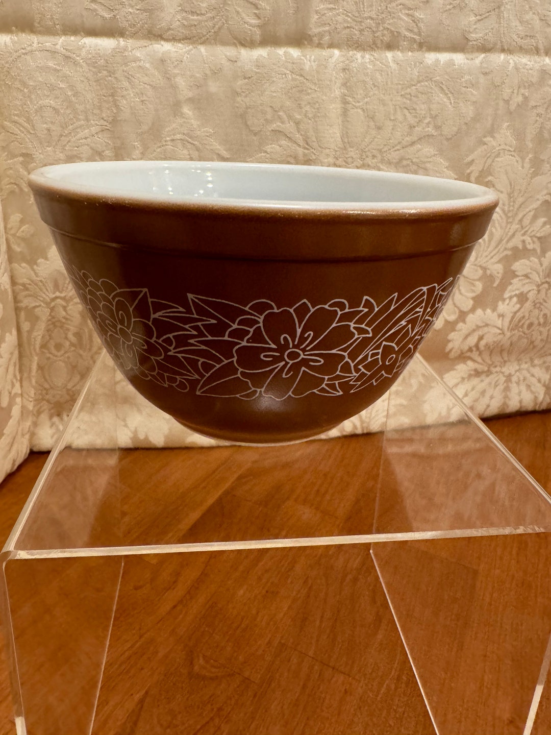 Pyrex 1970’s/80’s Woodland Dark Brown Mixing Bowl #401, 1.5pt./750 ML ...